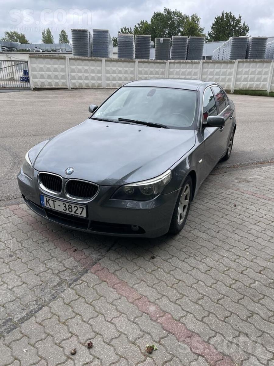 Grey BMW 520 2006 in Riga, with an engine capacity of 2.00 L and mileage of 275 thousand km for 4200 €, photo 1 on AUTOMOTO.COM.LV