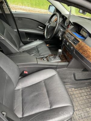 Grey BMW 520 2006 in Riga, with an engine capacity of 2.00 L and mileage of 275 thousand km for 4200 €, photo 9 on AUTOMOTO.COM.LV