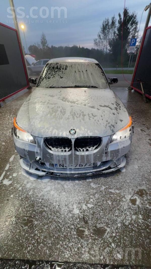 Grey BMW 520 2006 in Daugavpils, with an engine capacity of 2.00 L and mileage of 280 thousand km for 5200 €, photo 4 on AUTOMOTO.COM.LV