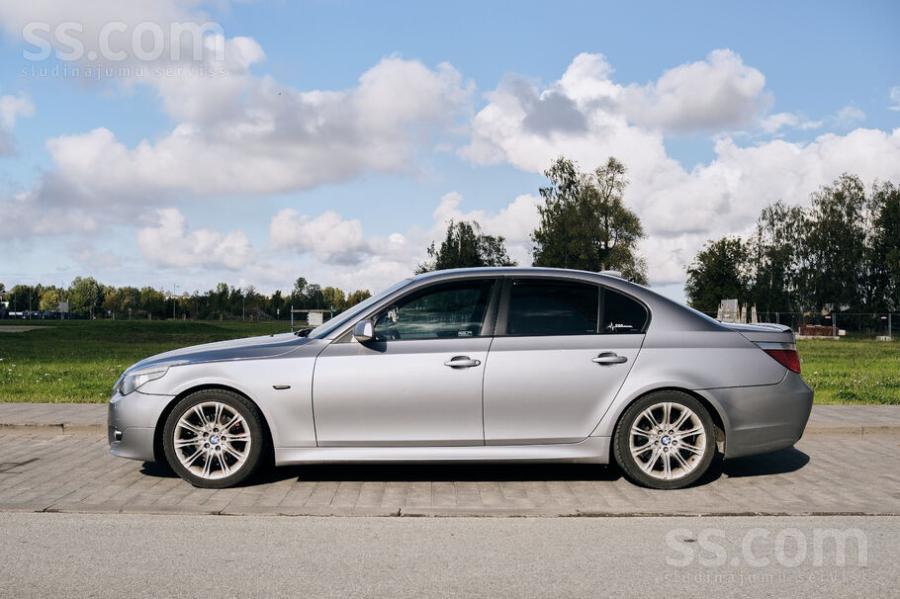Pelēks BMW 520 2006 Rīga, ar dzinēja tilpumu 2.00 L un nobraukumu 296 tūkst. km par 5500 €, foto 5 vietnē AUTOMOTO.COM.LV