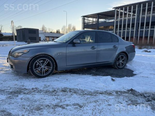 Grey BMW 520 2007 in Riga, with an engine capacity of 2.00 L and mileage of 280 thousand km for 4000 €, photo 4 on AUTOMOTO.COM.LV