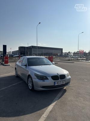 Grey BMW 520 2007 in Vilnius, with an engine capacity of 2.00 L and mileage of 334 thousand km for 2600 €, photo 4 on AUTOMOTO.COM.LV