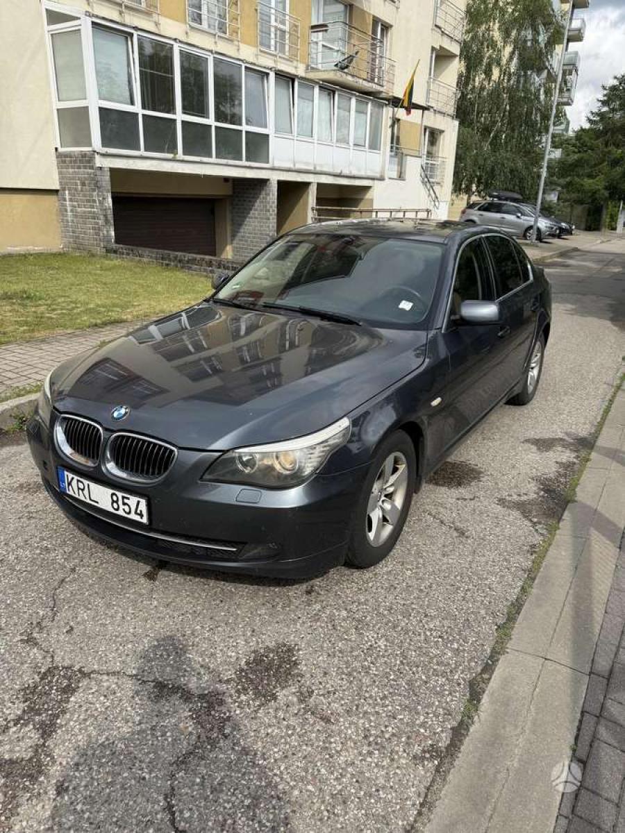 Серый БМВ 520 2007 в Вильнюс, объемом двигателя 2.00 л и пробегом 367 тыс. км за 3800 €, фото 3 на AUTOMOTO.COM.LV