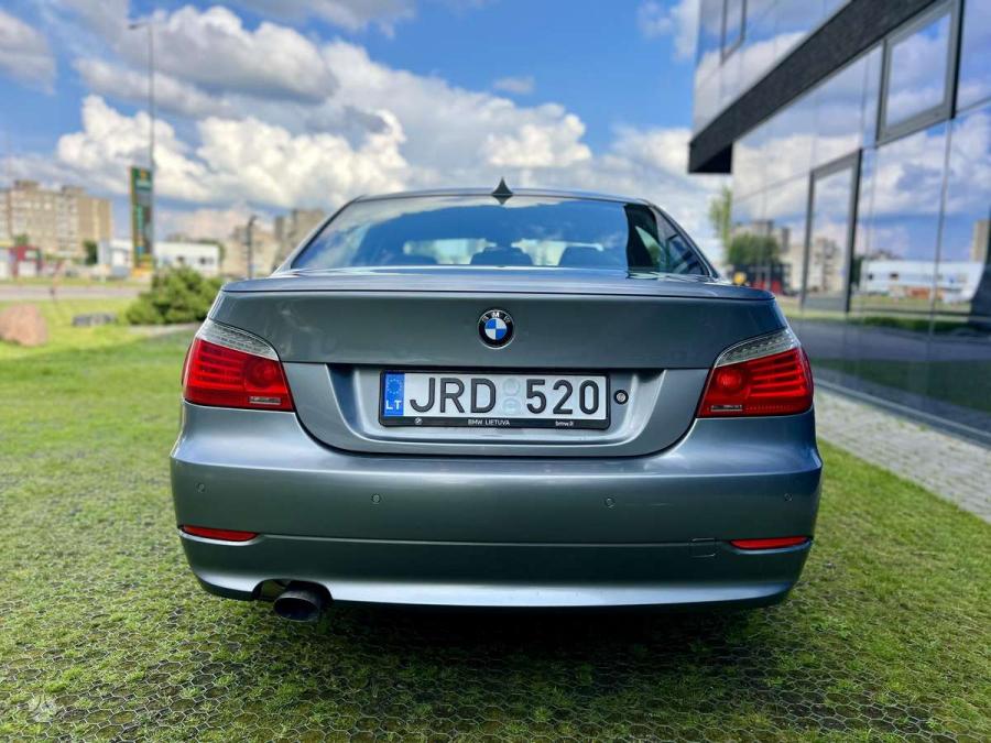 Pelēks BMW 520 2007 Kauņa, ar dzinēja tilpumu 0.00 L un nobraukumu 249 tūkst. km par 4550 €, foto 7 vietnē AUTOMOTO.COM.LV