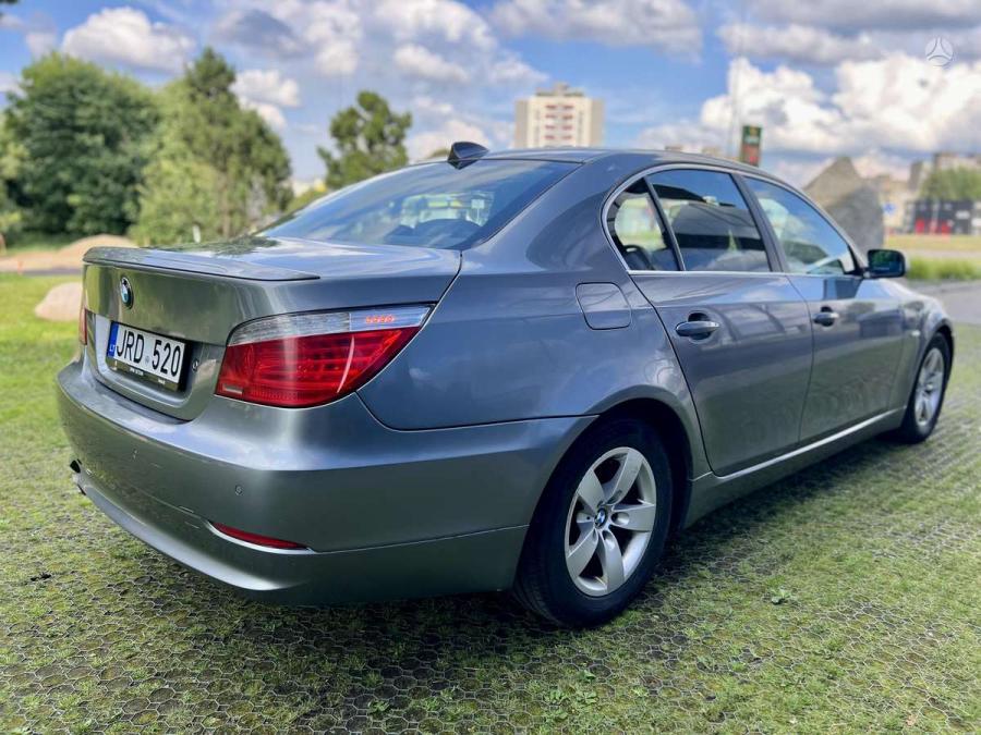 Pelēks BMW 520 2007 Kauņa, ar dzinēja tilpumu 0.00 L un nobraukumu 249 tūkst. km par 4550 €, foto 8 vietnē AUTOMOTO.COM.LV
