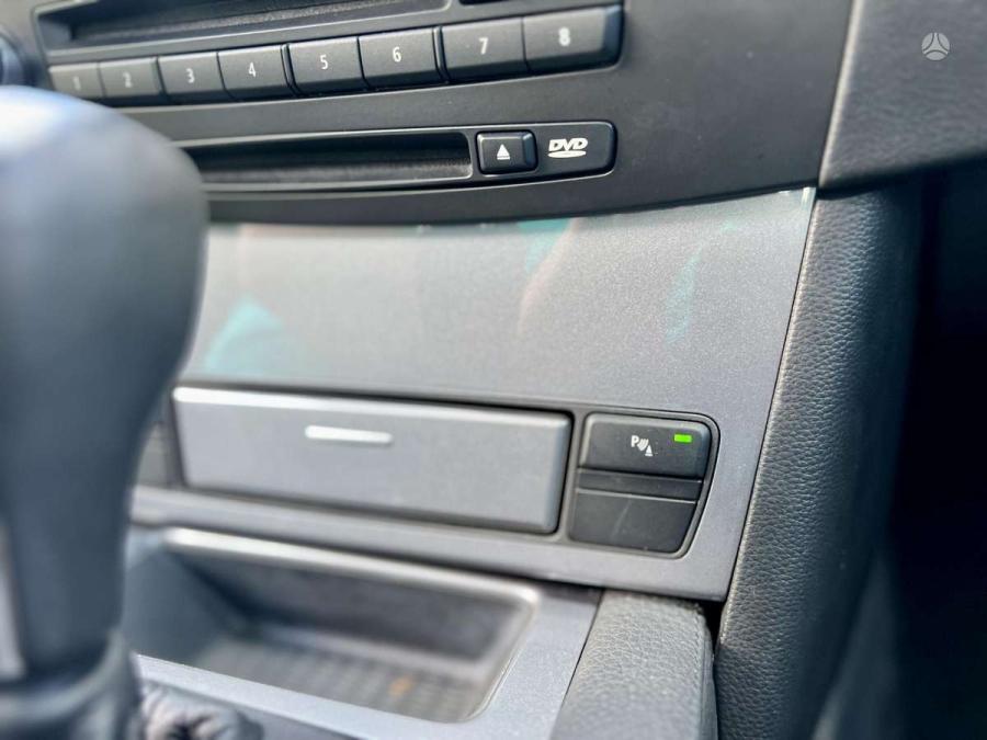 Pelēks BMW 520 2007 Kauņa, ar dzinēja tilpumu 0.00 L un nobraukumu 249 tūkst. km par 4550 €, foto 18 vietnē AUTOMOTO.COM.LV