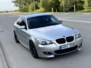 Grey BMW 520 2007 in Radviliskis, with an engine capacity of 2.00 L and mileage of 394 thousand km for 5400 €, photo  on AUTOMOTO.COM.LV