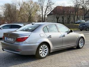 Grey BMW 520 2008 in Silute, with an engine capacity of 2.00 L and mileage of 320 thousand km for 3900 €, photo 5 on AUTOMOTO.COM.LV