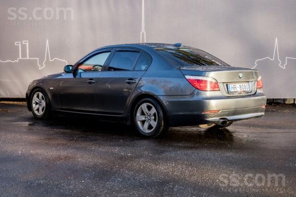 Grey BMW 520 2008 in Riga, with an engine capacity of 2.00 L and mileage of 360 thousand km for 4990 €, photo 5 on AUTOMOTO.COM.LV