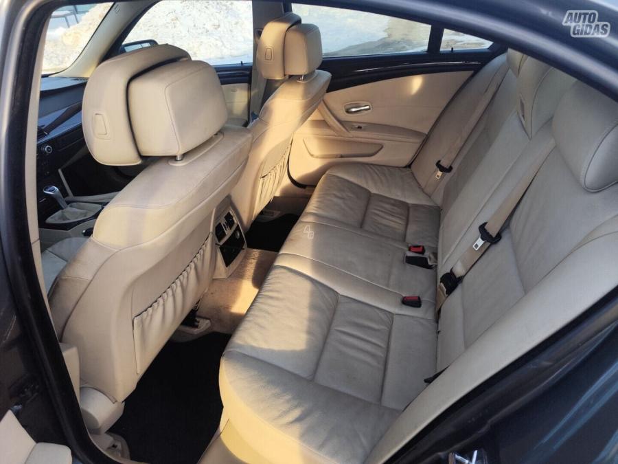Pelēks BMW 520 2008 Šauļi, ar dzinēja tilpumu 2.00 L un nobraukumu 320 tūkst. km par 3650 €, foto 13 vietnē AUTOMOTO.COM.LV