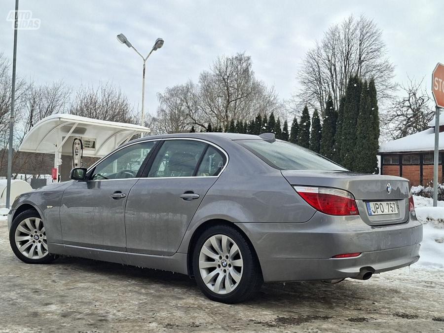 Pelēks BMW 520 2008 Šilutė, ar dzinēja tilpumu 2.00 L un nobraukumu 320 tūkst. km par 3900 €, foto 2 vietnē AUTOMOTO.COM.LV