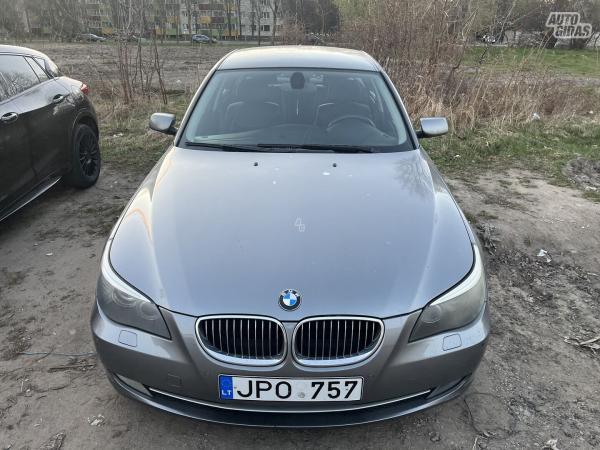 Серый БМВ 520 2008 в Клайпеда, объемом двигателя 2.00 л и пробегом 326 тыс. км за 3700 €, фото 4 на AUTOMOTO.COM.LV