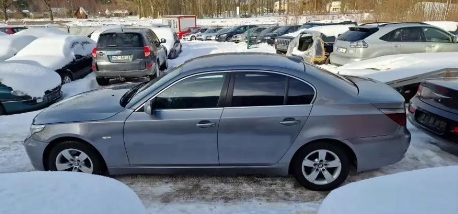 Grey BMW 520 2008 in Valmiera, with an engine capacity of 2.00 L and mileage of 372 thousand km for 4200 €, photo 6 on AUTOMOTO.COM.LV