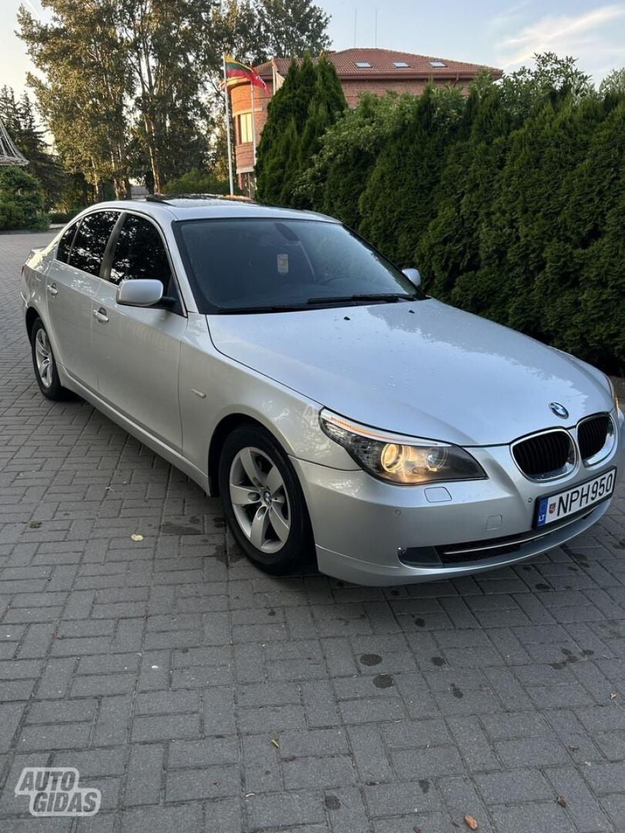 Grey BMW 520 2008 in Marijampole, with an engine capacity of 2.00 L and mileage of 287 thousand km for 3300 €, photo 3 on AUTOMOTO.COM.LV