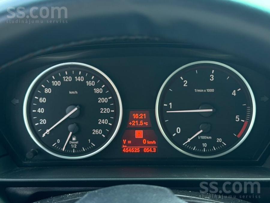 Pelēks BMW 520 2008 Rīga, ar dzinēja tilpumu 2.00 L un nobraukumu 455 tūkst. km par 6200 €, foto 8 vietnē AUTOMOTO.COM.LV