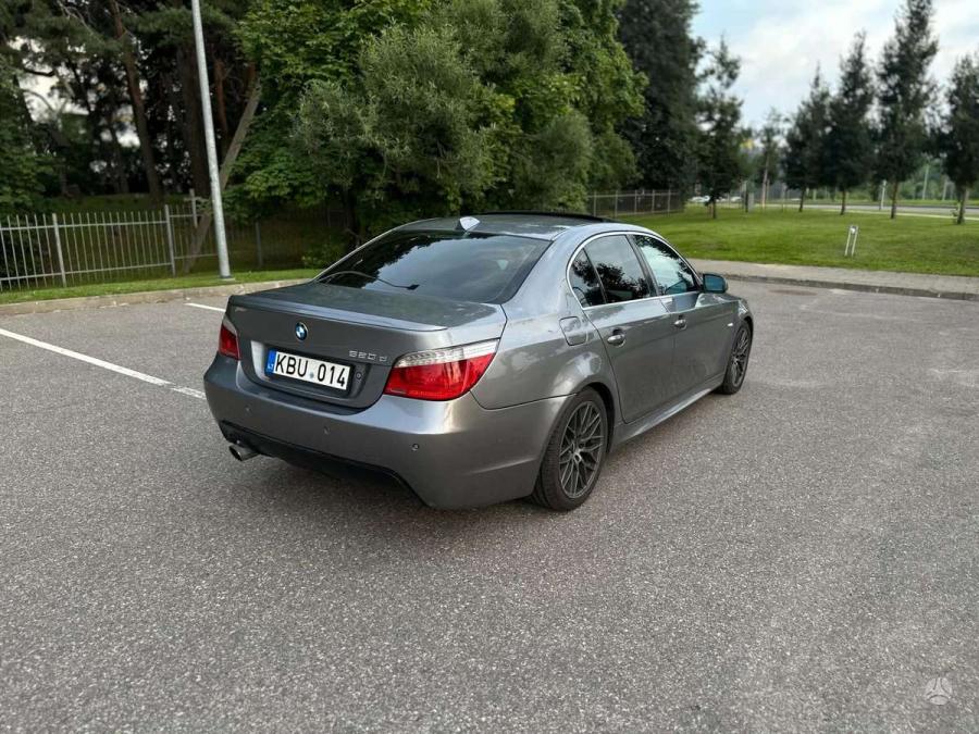 Grey BMW 520 2008 in Vilnius, with an engine capacity of 2.00 L and mileage of 387 thousand km for 5500 €, photo 8 on AUTOMOTO.COM.LV