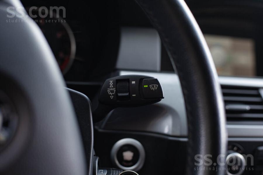 Grey BMW 520 2008 in Riga, with an engine capacity of 2.00 L and mileage of 419 thousand km for 6800 €, photo 18 on AUTOMOTO.COM.LV