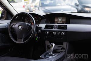 Grey BMW 520 2008 in Riga, with an engine capacity of 2.00 L and mileage of 419 thousand km for 6800 €, photo 26 on AUTOMOTO.COM.LV