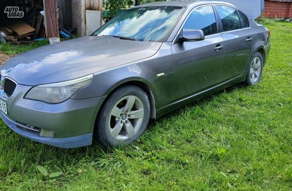 Grey BMW 520 2009 in Panevezys, with an engine capacity of 2.00 L and mileage of 221 thousand km for 3500 €, photo 2 on AUTOMOTO.COM.LV