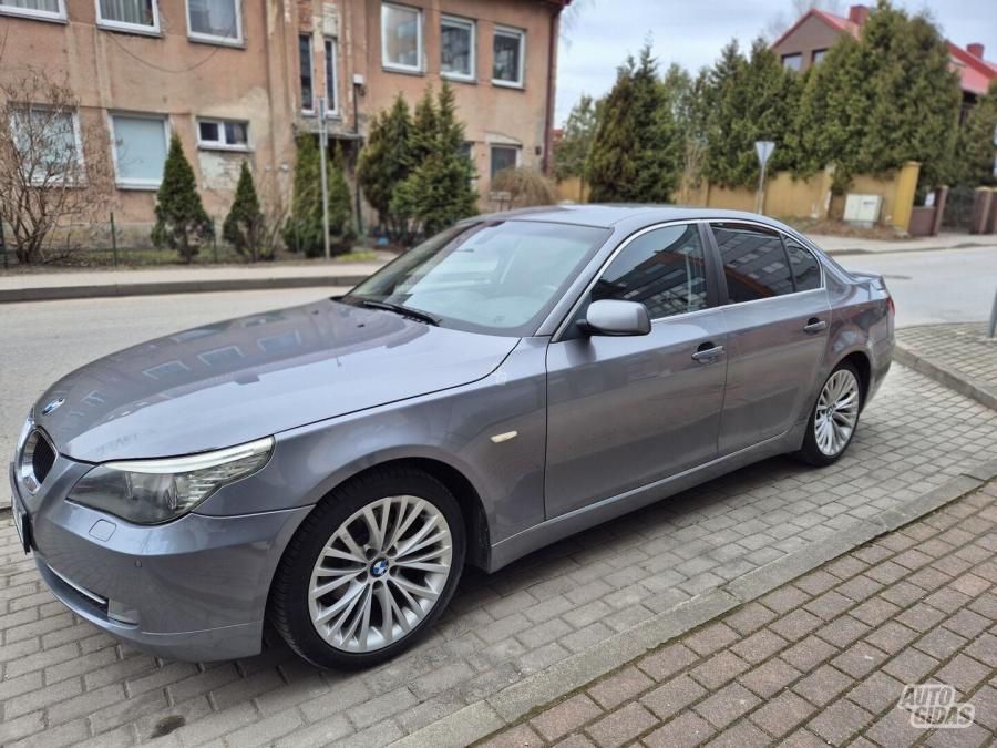 Pelēks BMW 520 2009 Klaipėda, ar dzinēja tilpumu 2.00 L un nobraukumu 183 tūkst. km par 3500 €, foto 5 vietnē AUTOMOTO.COM.LV