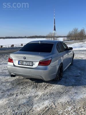 Grey BMW 520 2009 in Riga, with an engine capacity of 2.00 L and mileage of 259 thousand km for 6150 €, photo 3 on AUTOMOTO.COM.LV