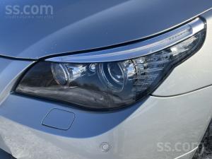 Grey BMW 520 2009 in Riga, with an engine capacity of 2.00 L and mileage of 259 thousand km for 6150 €, photo 5 on AUTOMOTO.COM.LV