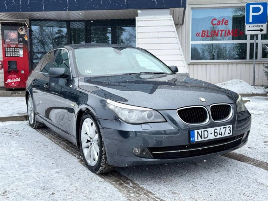 Grey BMW 520 2009 in Riga, with an engine capacity of 2.00 L and mileage of 286 thousand km for 6299 €, photo 15 on AUTOMOTO.COM.LV