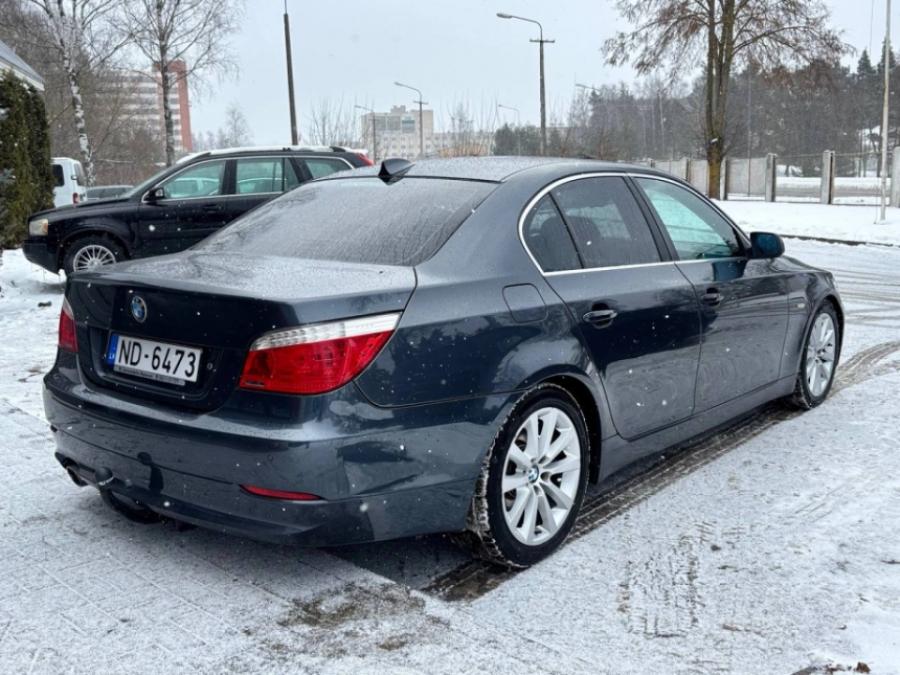 Grey BMW 520 2009 in Riga, with an engine capacity of 2.00 L and mileage of 286 thousand km for 6299 €, photo 16 on AUTOMOTO.COM.LV