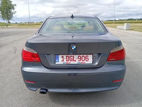 Pelēks BMW 520 2009 Viļņa, ar dzinēja tilpumu 2.00 L un nobraukumu 213 tūkst. km par 4900 €, foto 6 vietnē AUTOMOTO.COM.LV