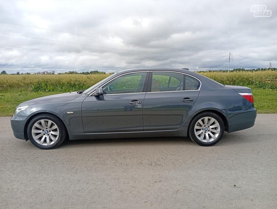 Grey BMW 520 2009 in Vilnius, with an engine capacity of 2.00 L and mileage of 213 thousand km for 4900 €, photo 12 on AUTOMOTO.COM.LV