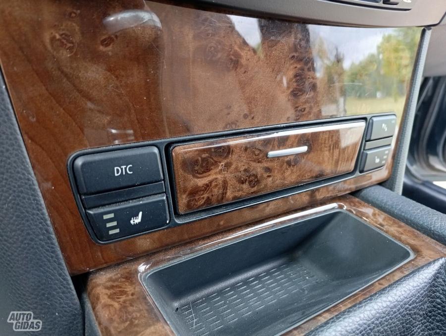 Grey BMW 520 2009 in Vilnius, with an engine capacity of 2.00 L and mileage of 214 thousand km for 4950 €, photo 26 on AUTOMOTO.COM.LV