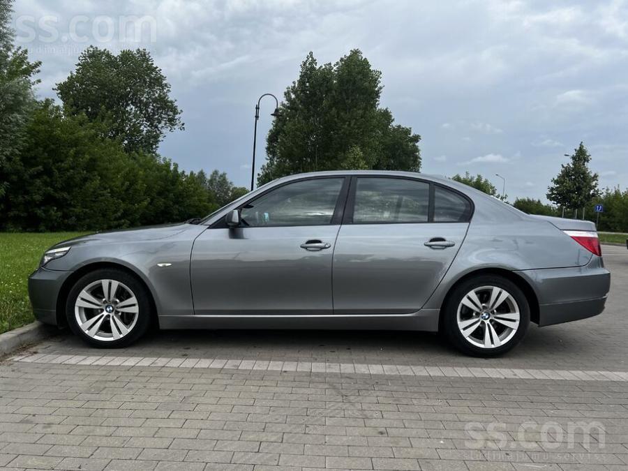 Pelēks BMW 520 2009 Daugavpils, ar dzinēja tilpumu 2.00 L un nobraukumu 0 tūkst. km par 4250 €, foto 3 vietnē AUTOMOTO.COM.LV
