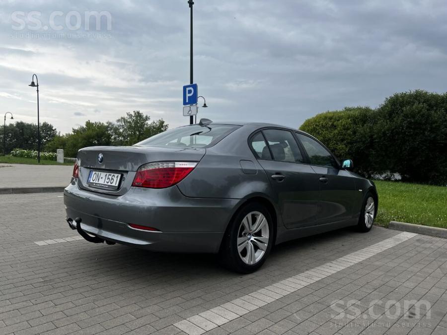 Pelēks BMW 520 2009 Daugavpils, ar dzinēja tilpumu 2.00 L un nobraukumu 0 tūkst. km par 4250 €, foto 6 vietnē AUTOMOTO.COM.LV
