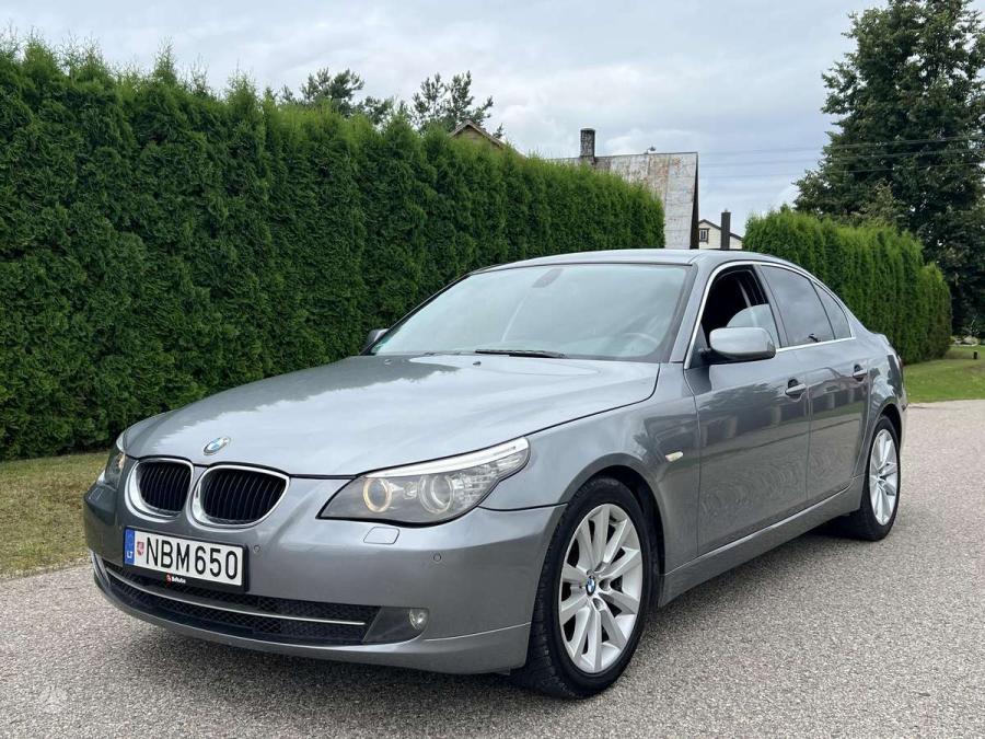 Pelēks BMW 520 2009 Utena, ar dzinēja tilpumu 2.00 L un nobraukumu 346 tūkst. km par 3950 €, foto 5 vietnē AUTOMOTO.COM.LV