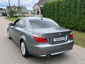 Pelēks BMW 520 2009 Utena, ar dzinēja tilpumu 2.00 L un nobraukumu 346 tūkst. km par 3950 €, foto 14 vietnē AUTOMOTO.COM.LV