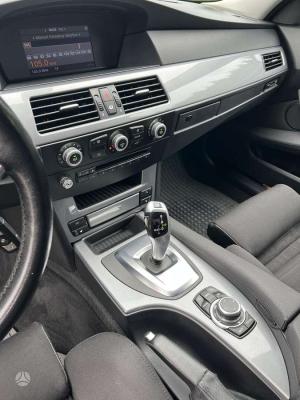 Pelēks BMW 520 2009 Utena, ar dzinēja tilpumu 2.00 L un nobraukumu 346 tūkst. km par 3950 €, foto 21 vietnē AUTOMOTO.COM.LV