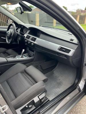 Pelēks BMW 520 2009 Utena, ar dzinēja tilpumu 2.00 L un nobraukumu 346 tūkst. km par 3950 €, foto 23 vietnē AUTOMOTO.COM.LV