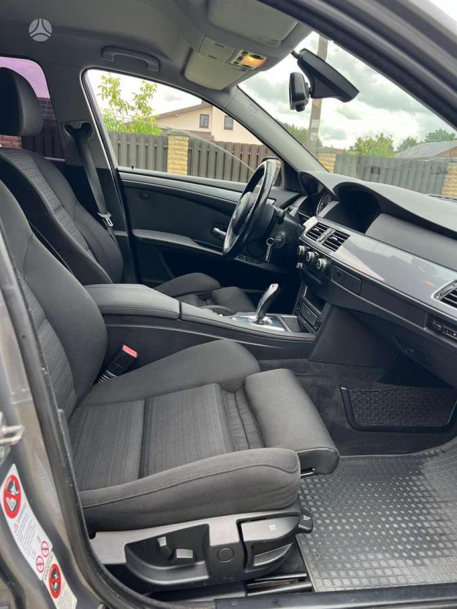 Pelēks BMW 520 2009 Utena, ar dzinēja tilpumu 2.00 L un nobraukumu 346 tūkst. km par 3950 €, foto 25 vietnē AUTOMOTO.COM.LV
