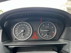Pelēks BMW 520 2009 Utena, ar dzinēja tilpumu 2.00 L un nobraukumu 346 tūkst. km par 3950 €, foto 29 vietnē AUTOMOTO.COM.LV