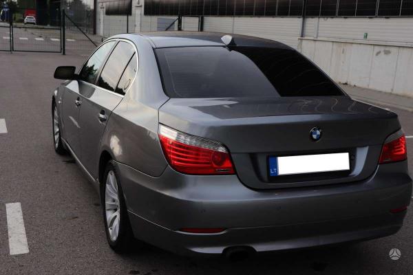 Pelēks BMW 520 2009 Klaipėda, ar dzinēja tilpumu 2.00 L un nobraukumu 299 tūkst. km par 5500 €, foto 10 vietnē AUTOMOTO.COM.LV