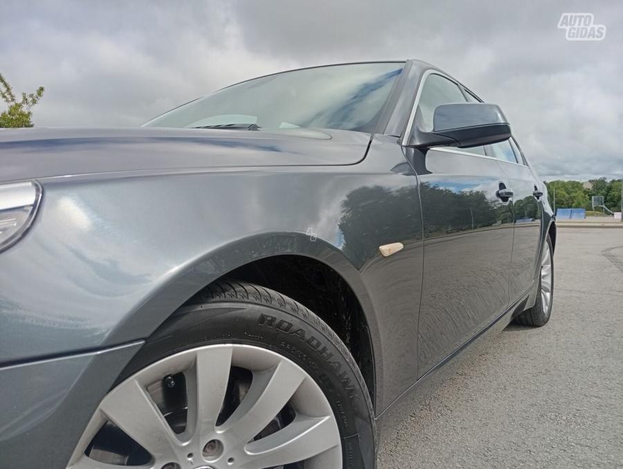 Pelēks BMW 520 2009 Viļņa, ar dzinēja tilpumu 2.00 L un nobraukumu 214 tūkst. km par 5000 €, foto 10 vietnē AUTOMOTO.COM.LV