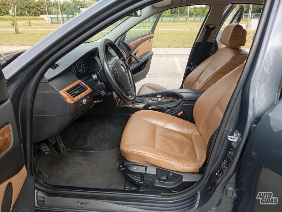 Grey BMW 520 2009 in Vilnius, with an engine capacity of 2.00 L and mileage of 214 thousand km for 4950 €, photo 11 on AUTOMOTO.COM.LV