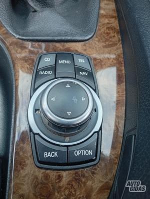 Grey BMW 520 2009 in Vilnius, with an engine capacity of 2.00 L and mileage of 214 thousand km for 4950 €, photo 18 on AUTOMOTO.COM.LV