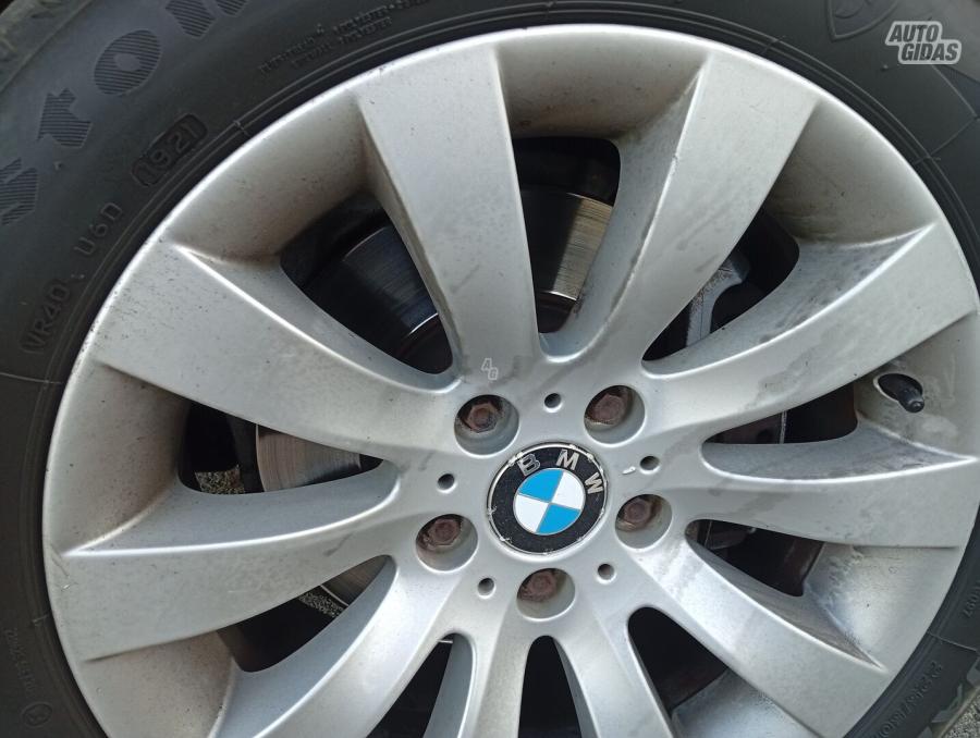 Grey BMW 520 2009 in Vilnius, with an engine capacity of 2.00 L and mileage of 214 thousand km for 4900 €, photo 17 on AUTOMOTO.COM.LV