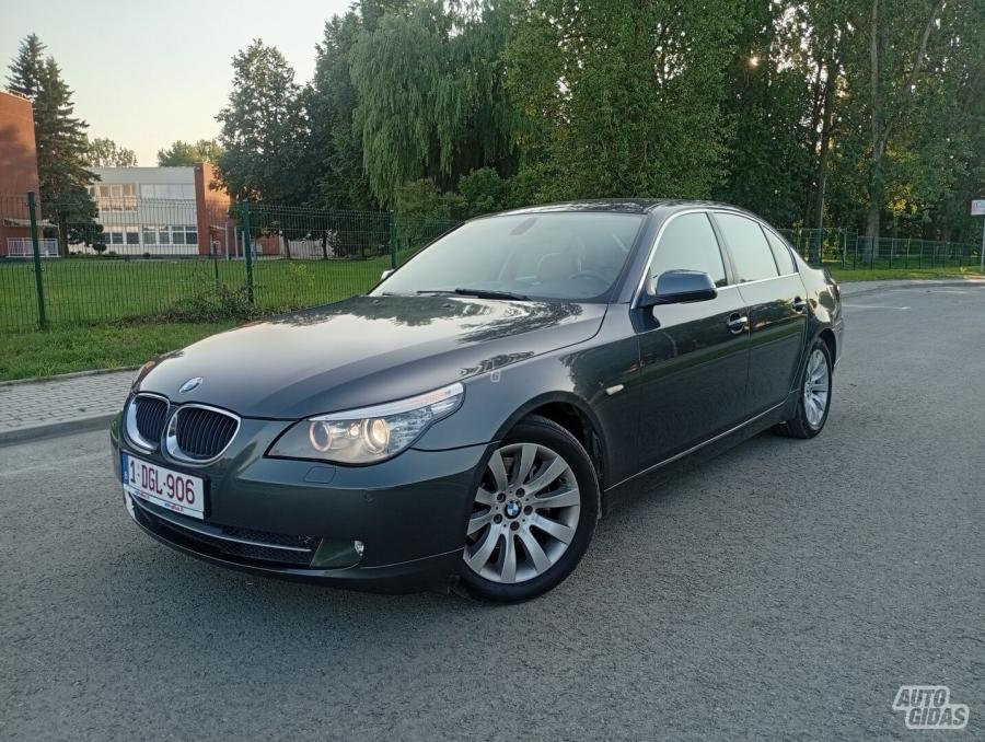 Grey BMW 520 2009 in Vilnius, with an engine capacity of 2.00 L and mileage of 214 thousand km for 4900 €, photo 1 on AUTOMOTO.COM.LV
