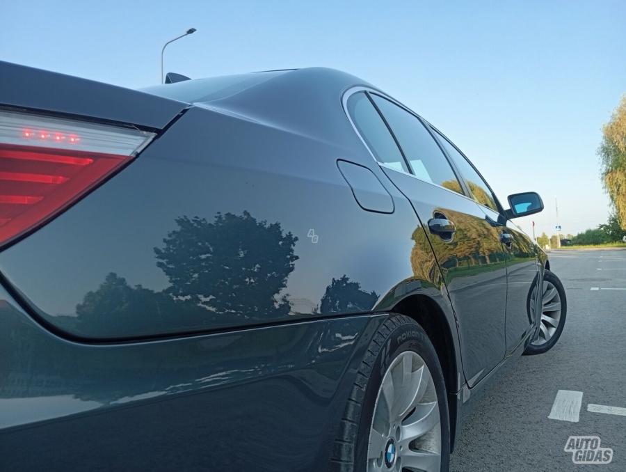 Grey BMW 520 2009 in Vilnius, with an engine capacity of 2.00 L and mileage of 214 thousand km for 4900 €, photo 11 on AUTOMOTO.COM.LV