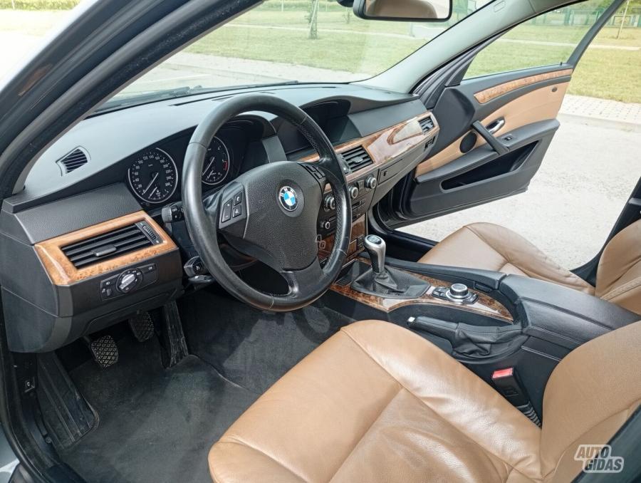 Grey BMW 520 2009 in Vilnius, with an engine capacity of 2.00 L and mileage of 214 thousand km for 4900 €, photo 23 on AUTOMOTO.COM.LV