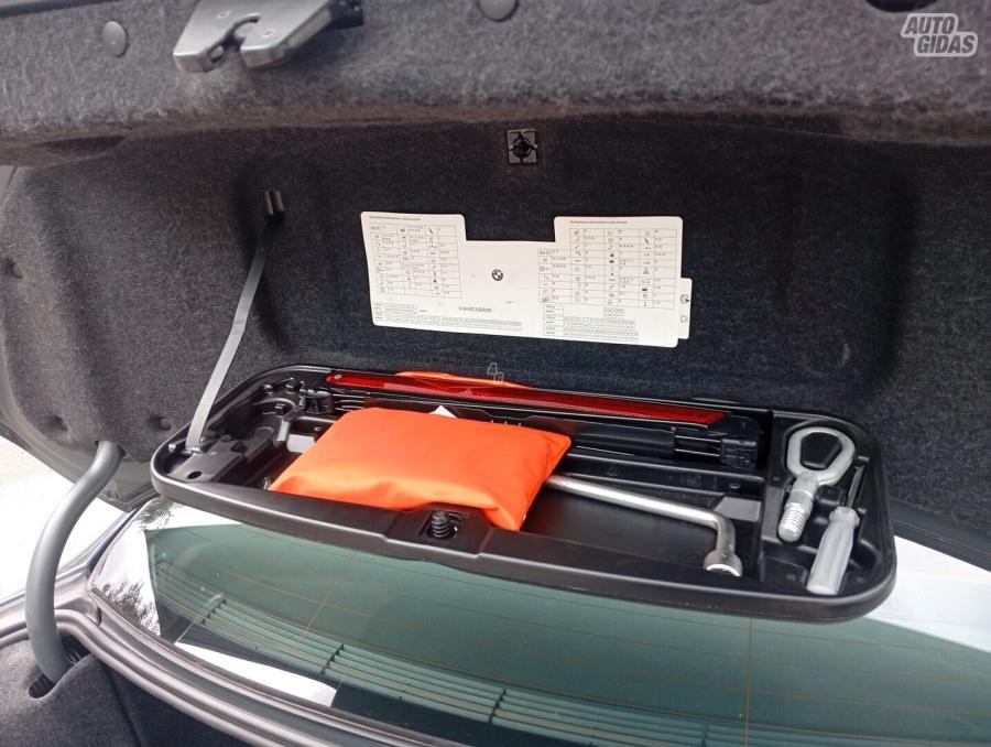 Grey BMW 520 2009 in Vilnius, with an engine capacity of 2.00 L and mileage of 214 thousand km for 4900 €, photo 30 on AUTOMOTO.COM.LV