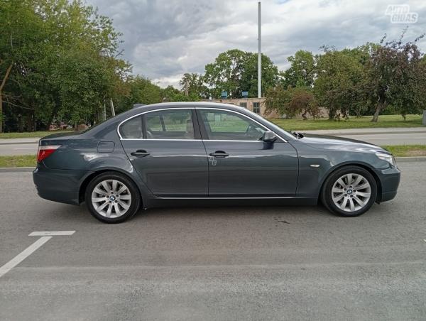 Grey BMW 520 2009 in Vilnius, with an engine capacity of 2.00 L and mileage of 214 thousand km for 5000 €, photo 8 on AUTOMOTO.COM.LV