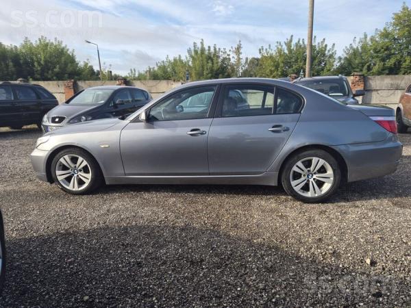 Grey BMW 520 2009 in Daugavpils, with an engine capacity of 2.00 L and mileage of 0 thousand km for 3900 €, photo 4 on AUTOMOTO.COM.LV